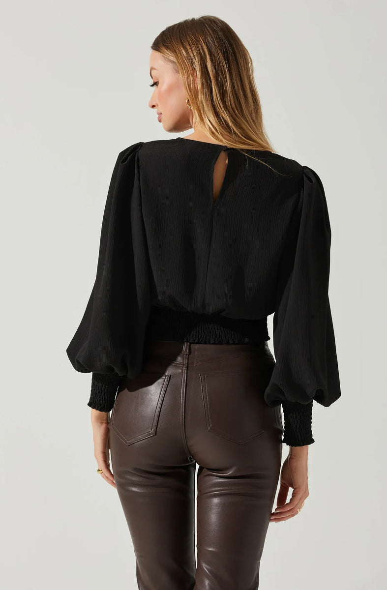 Wrenley Top – Sapphire Boutique